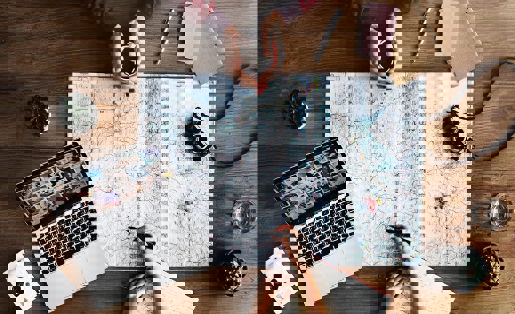 How to Play Road Trip Bingo (A Classic Travel Game) | Cruise America