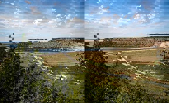 RV Camping Near Glendo State Park | Cruise America