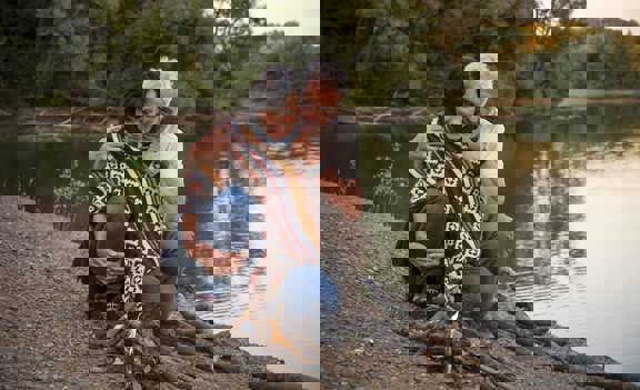 4 RV Clubs for Seniors That Provide Perks While You Travel | Cruise America