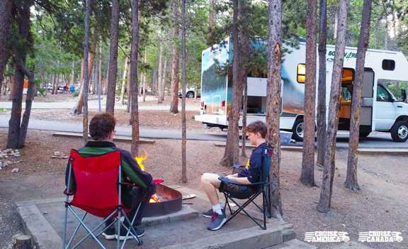5 Tips for an Affordable RV “Social Distancing” Vacation | Cruise America