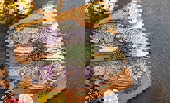 From Tide to Table: Top 7 Campfire Fish Recipes to Try | Cruise America