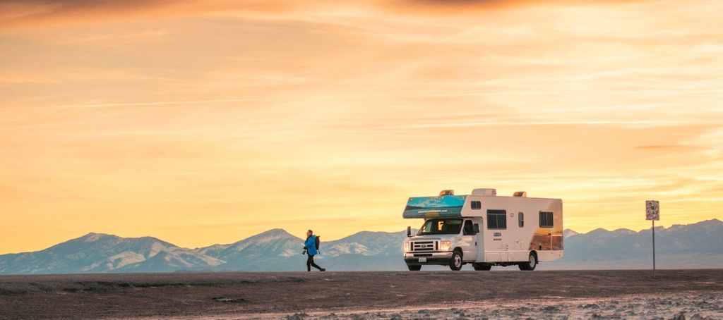 America's RV Rental Experts - Guaranteed Bookings - 24/7 Customer ...